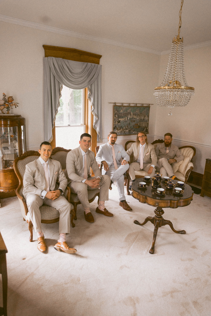 Uniquely Vintage Green Prairie Sod Farms Wedding | Junebug Weddings