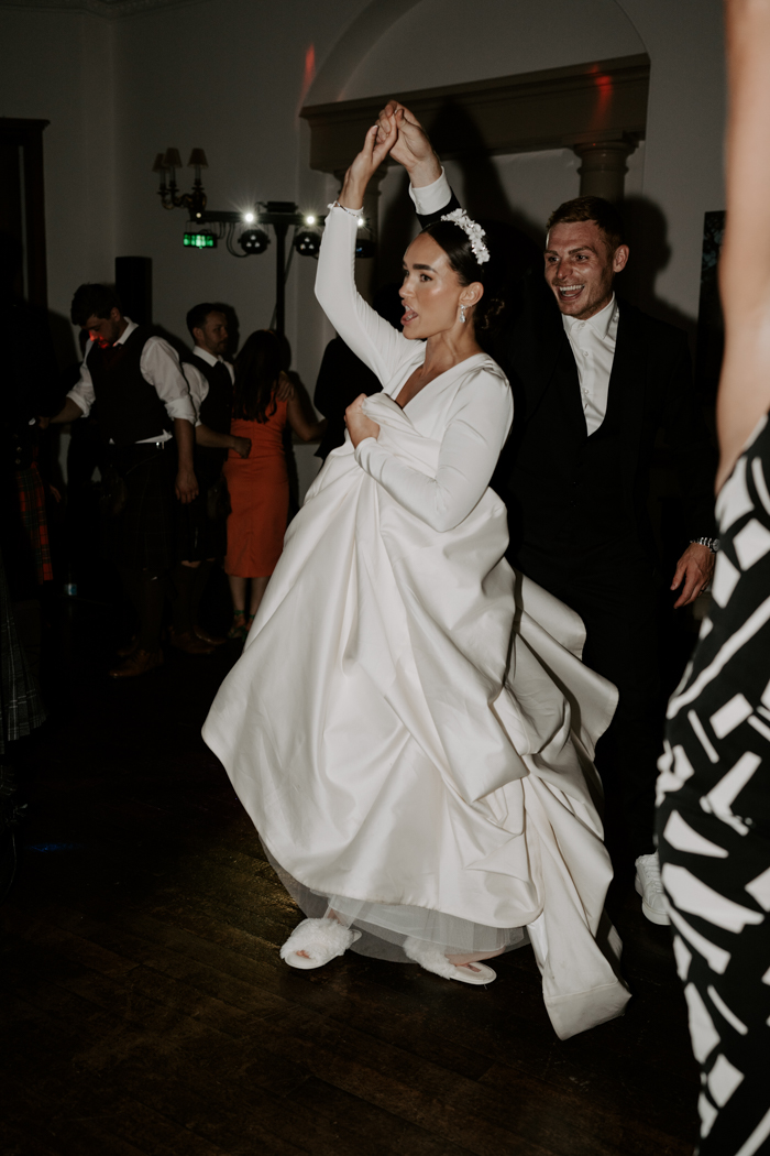 Elegant And Romantic Fasque Castle Wedding | Junebug Weddings