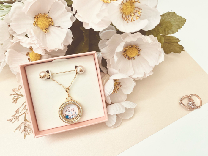 Wedding Bouquet Lockets: The Perfect Gift for Brides | Junebug Weddings