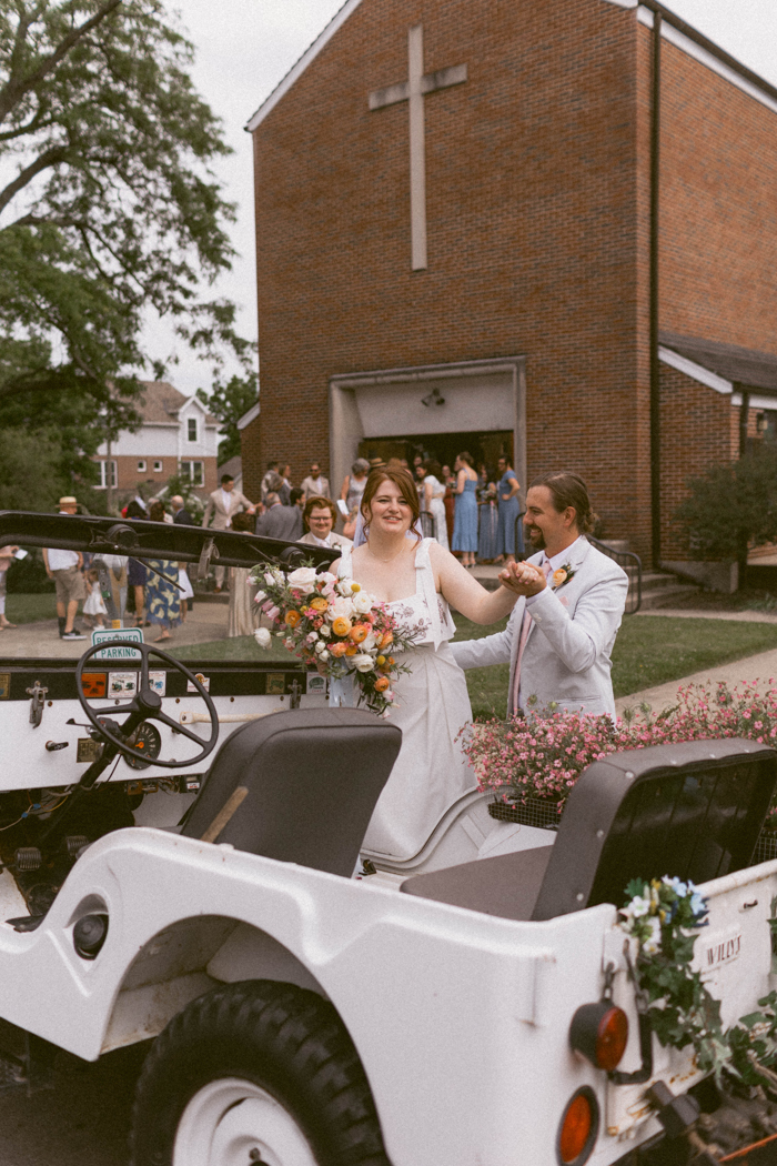 Uniquely Vintage Green Prairie Sod Farms Wedding | Junebug Weddings