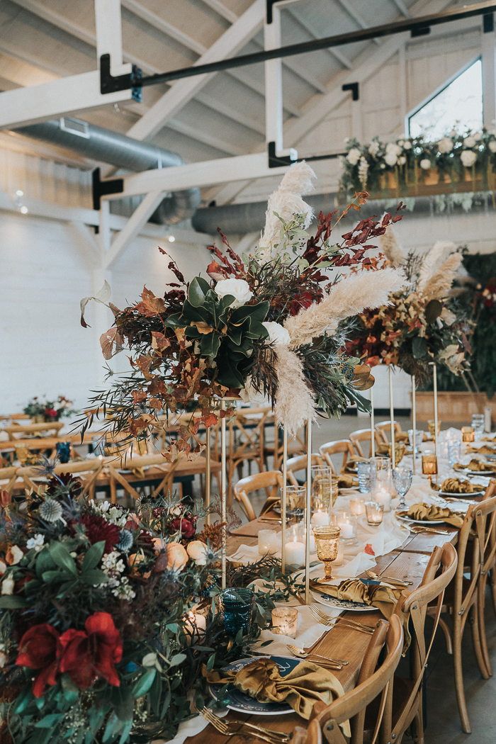 Fall Wedding Floral Arrangement Inspiration | Junebug Weddings