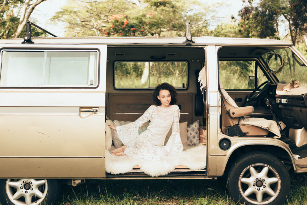 Bohemian Bridal Style Featuring Joelle Perry | Junebug Weddings
