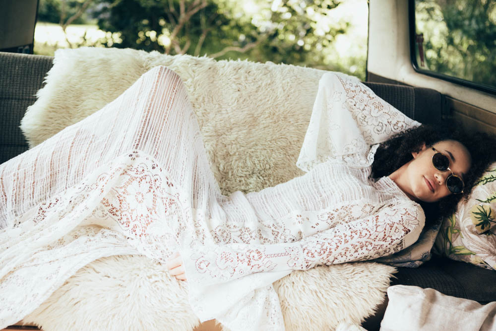 Bohemian Bridal Style Featuring Joelle Perry | Junebug Weddings