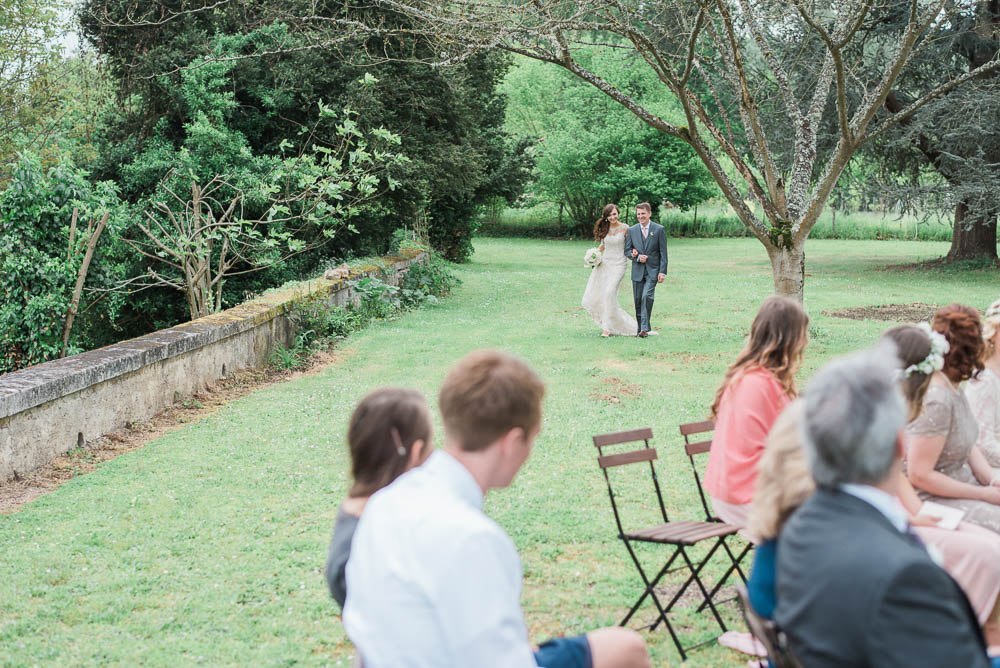 Intimate French Wedding at Château Le Clos Castaing | Junebug Weddings