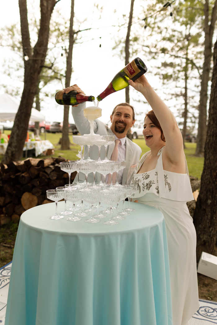 Uniquely Vintage Green Prairie Sod Farms Wedding | Junebug Weddings